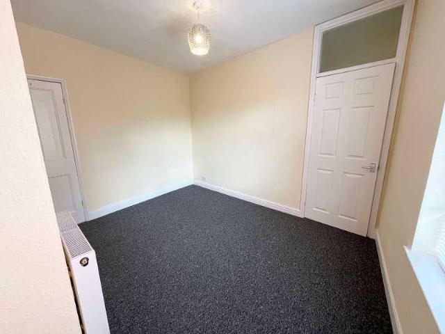 Clarendon Park Road, Clarendon Park, Leicester, LE2