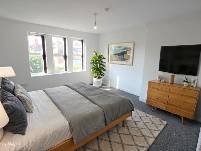 Clarendon Park Road, Leicester LE2, Studio to rent, £570 pcm | PrimeLocation