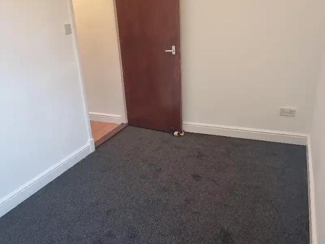Clarendon Park Road, Leicester Student Accommodation | Amber