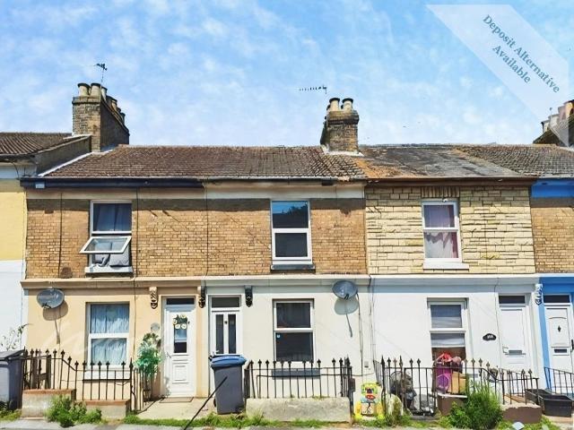Clarendon Place, Dover CT17, 4 bed terraced house to rent, £1,100 pcm | PrimeLocation