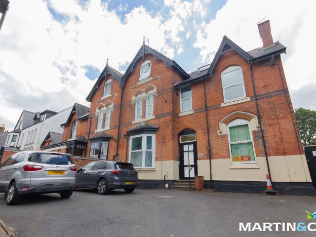 Clarendon Road, Edgbaston B16, 2 bed flat to rent, £1,100 pcm | PrimeLocation