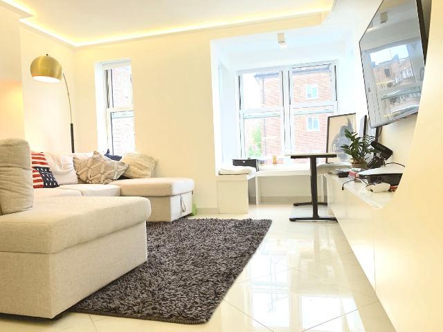 Clarendon Road, Ladbroke Grove, London W11, 1 bed flat to rent, £2,200 pcm | PrimeLocation
