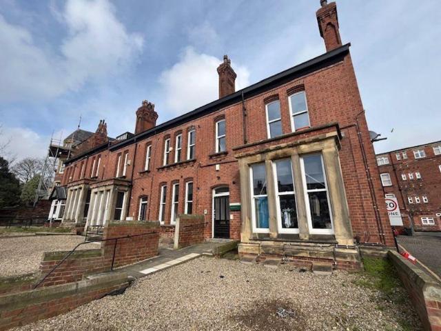 Clarendon Road, Leeds 3 bed flat share to rent £1,495 pcm £345 pw