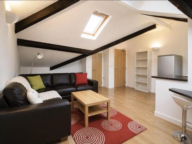 Clarendon Road, Leeds LS2, 2 bed shared accommodation to rent, £1,257 pcm | PrimeLocation