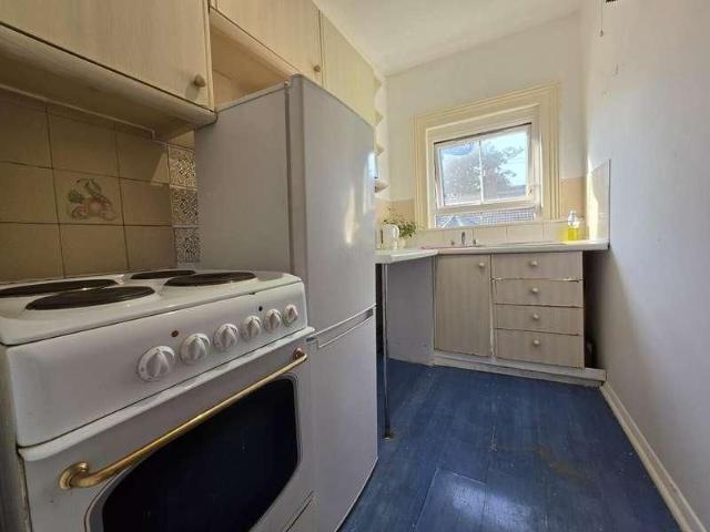 Clarendon Road, Luton, LU2