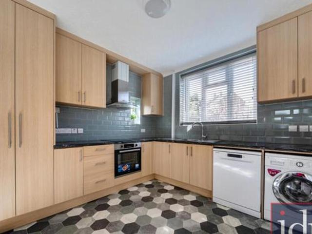 Clarendon Way, Orpington, 3 Bedroom Semi detached