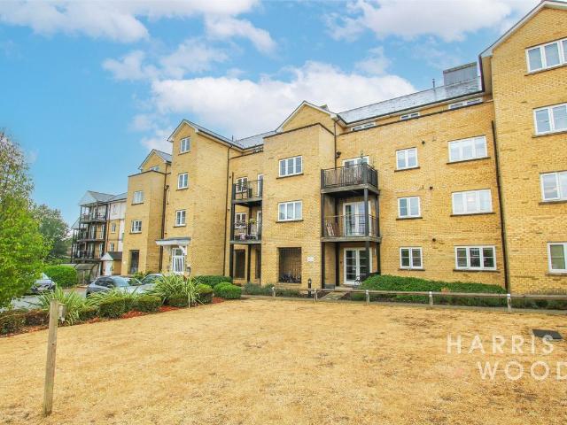 Clarendon Way, Colchester, Essex CO1, 2 bed flat to rent, £1,200 pcm | PrimeLocation