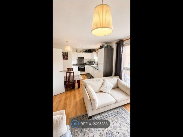 Claret Court, Croydon CR0, 1 bed flat to rent, £1,500 pcm | PrimeLocation