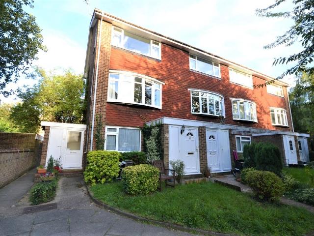 Clareville Road, Orpington BR5, 2 bed maisonette to rent, £1,650 pcm | PrimeLocation