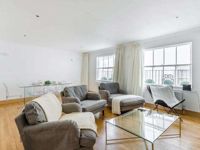 Clareville Street, South Kensington. 3 bed house to rent £11,267 pcm £2,600 pw