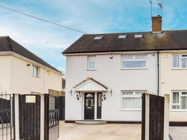 Clarewood Grove, Clifton, 4 Bedroom End