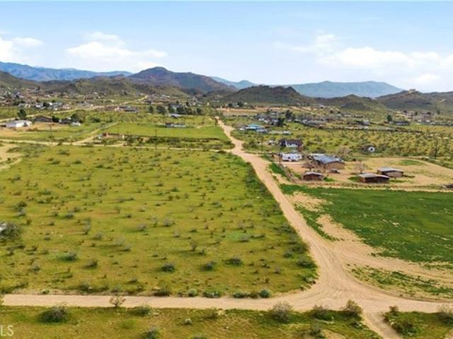 Clark 0436 Rd # 192 86, Apple Valley, CA 92307