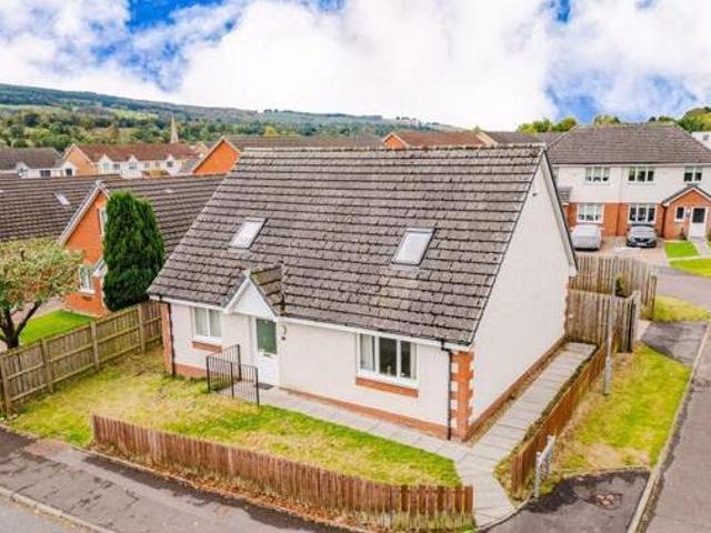 Clark Court, Darvel, 4 Bedroom Detached