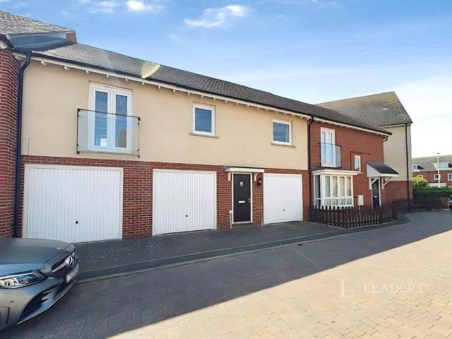 Clark Drive, St. Ives. 2 bed coach house to rent £1,095 pcm £253 pw
