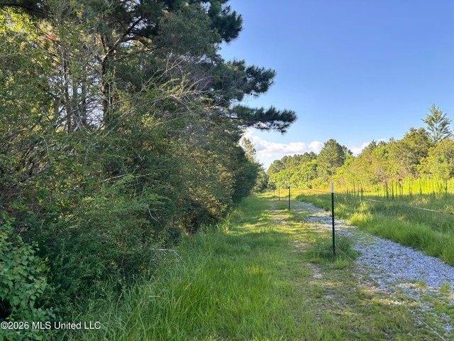 Clark Ln, Gulfport, MS 39503