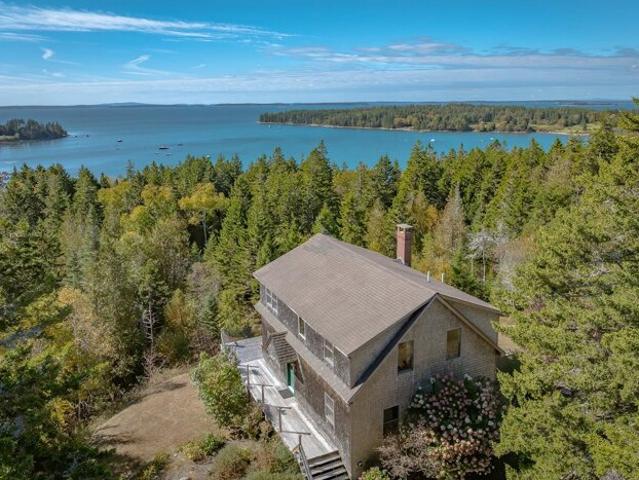 Clark Point Rd, Tremont, Home For Sale