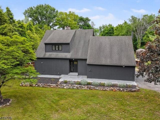 Clark Rd, Wantage Township, Home For Sale