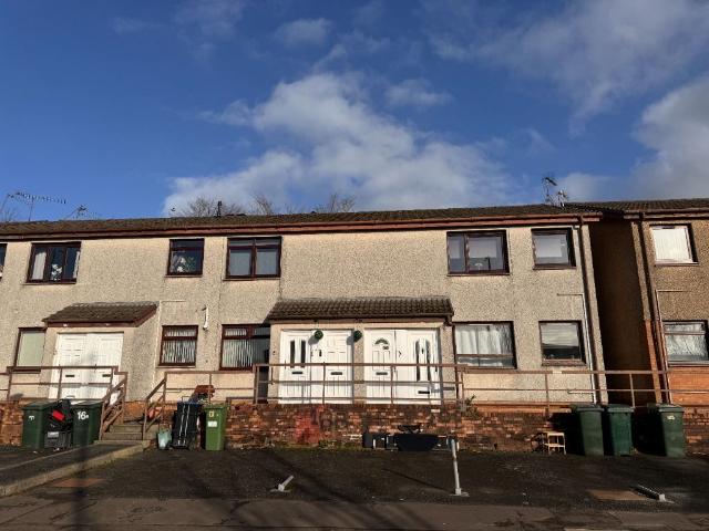 Clark Street, Kilmarnock, East Ayrshire KA1, 2 bed flat to rent, £650 pcm | PrimeLocation