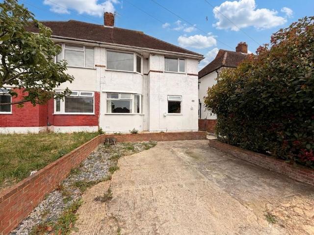 Clarke Avenue, Hove, BN3 2 bed flat to rent £1,550 pcm £358 pw