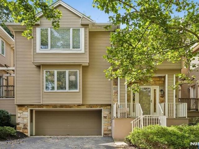 Clarken Dr, West Orange, Condo For Sale