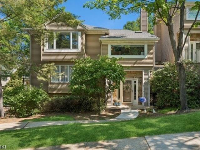 Clarken Dr, West Orange, Condo For Sale