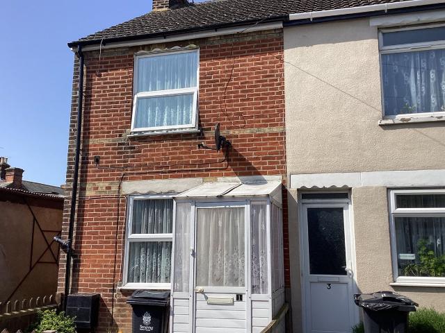 Clarkes Road, Dovercourt CO12, 2 bed end terrace house to rent, £1,000 pcm | PrimeLocation