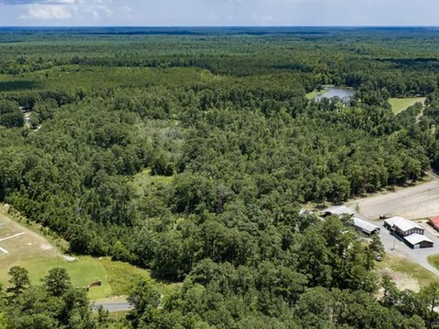 Clarks Landing Rd, Rocky Point, NC 28457