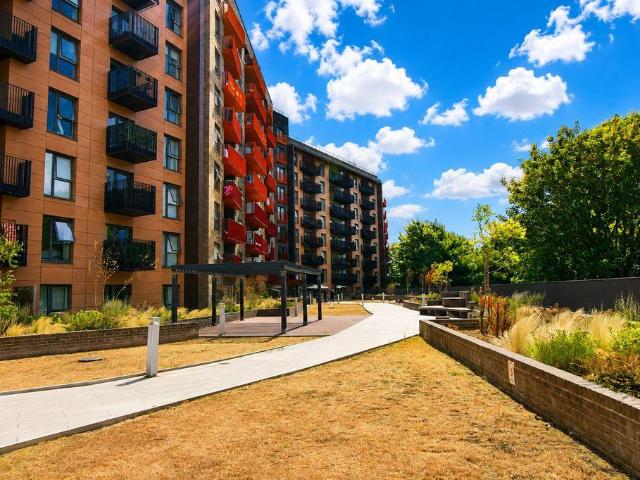 Claribel Court, Mill Wood, Maidstone 2 bed apartment to rent £1,600 pcm £369 pw