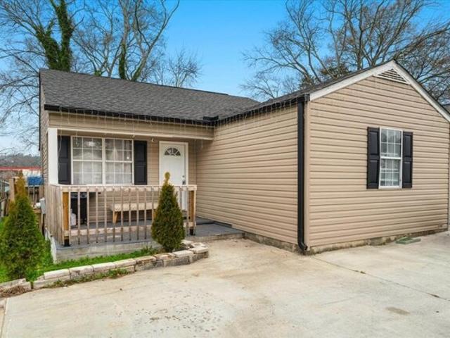 Classic Chase Dr, Dalton, Home For Sale