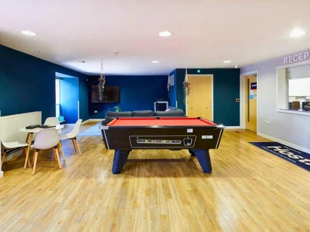 Classic En suite in a 6 bed flat