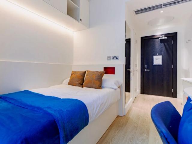 Classic Ensuite Lower Level