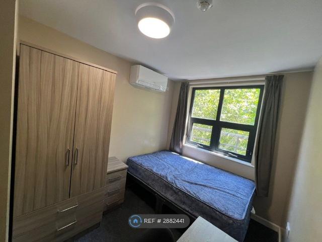 Classic House, Bristol BS1, Room to rent, £700 pcm | PrimeLocation