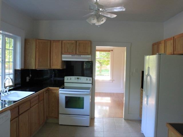 Classic Pet Friendly Older Home Female Rooms Avai