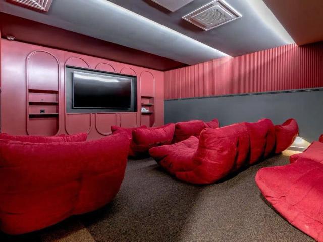 Classic Studio
