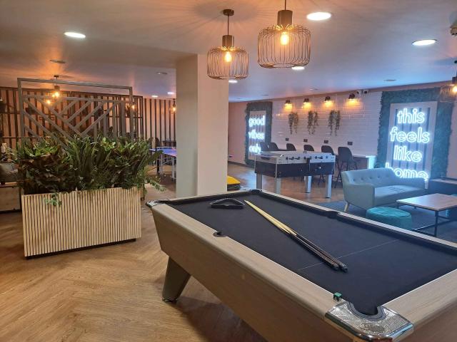Classic Studio B Has an Apartment