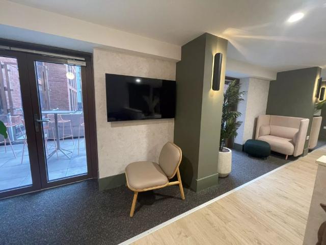 Classic Studio Floors 13 25