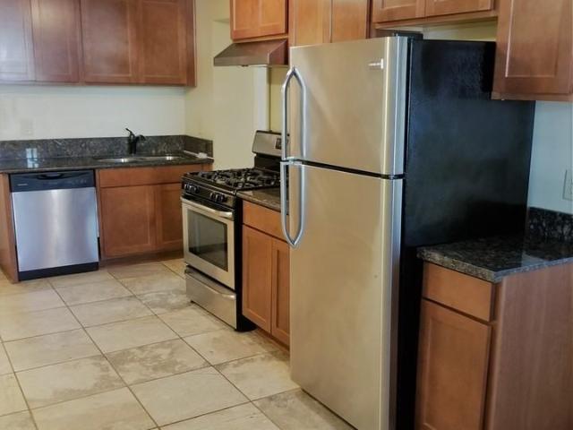 Classic Vintage apartments in Fantastic Midway location 2 Bedroom Apartment for Rent at 508 Fry St, St. Paul, MN 55104 Hamline Midway