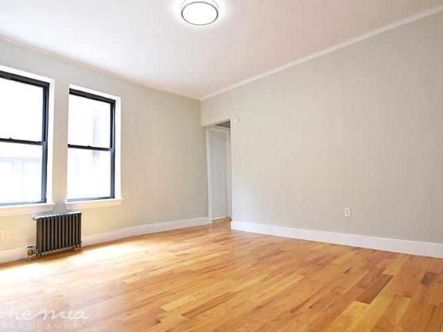 Classic 1923 Pre War 2 Bedroom Sublease in Inwood