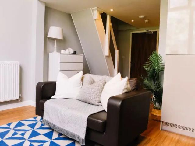 Classic 1 Bed Apartment