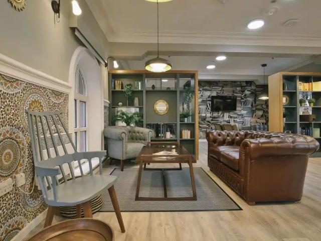 Classic 1 Bed Apartment
