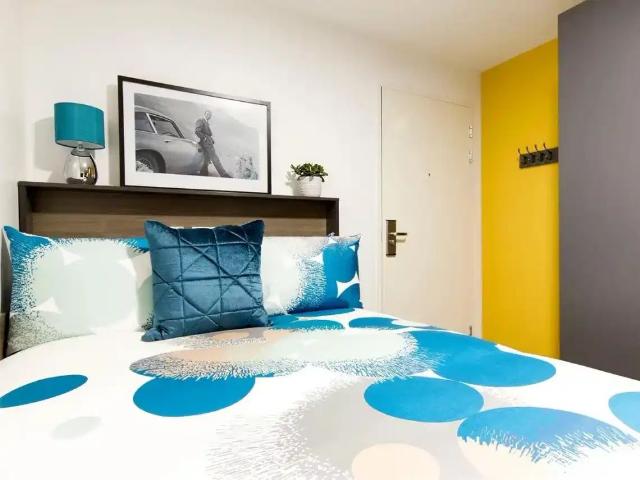 Classic 2 Bed Flat