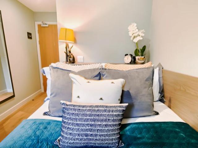 Classic 5 Bed Ensuite