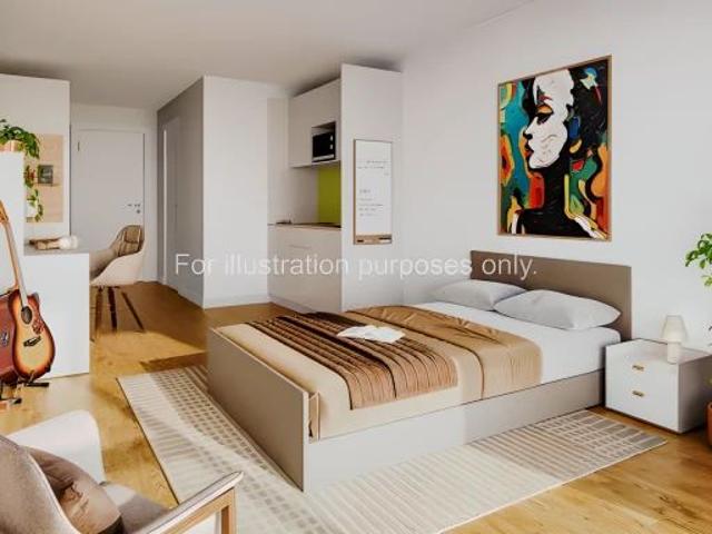 Classic 8 Bed Ensuite