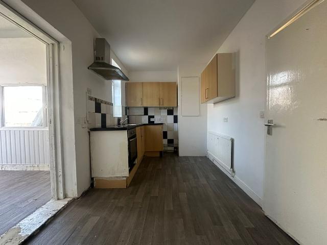 Clevedon Crescent, Leicester LE4, 1 bed flat to rent, £650 pcm | PrimeLocation
