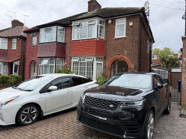 Cleveland Gardens, London NW2, 3 bed semi detached house to rent, £2,995 pcm | PrimeLocation