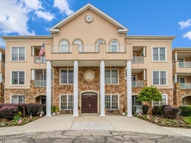 Cleveland Ln, Rockaway, Condo For Sale
