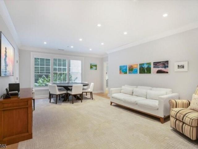Cleveland Ln, Rockaway, Condo For Sale