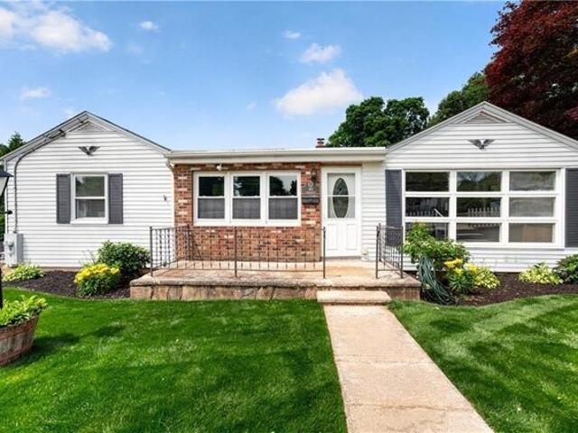 Cleveland St, West Warwick, Home For Sale