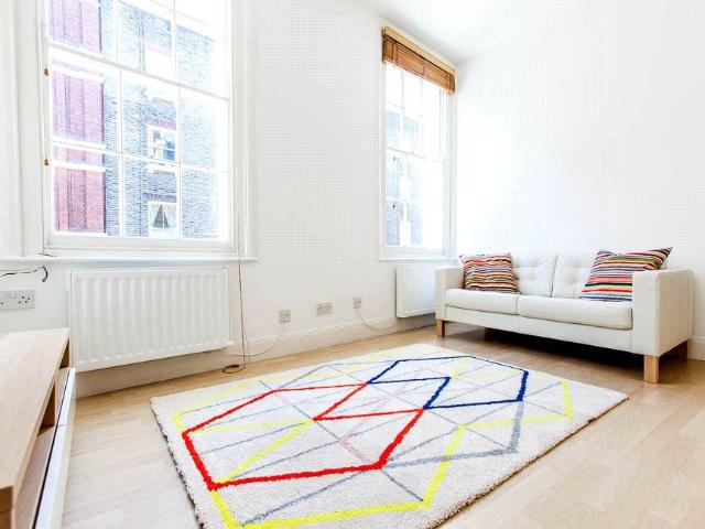 Cleveland Street, London, W1T 1 bed apartment to rent £2,712 pcm £626 pw