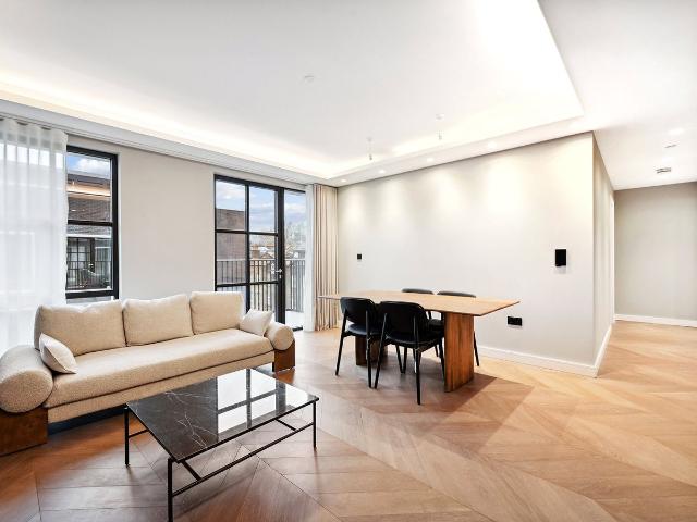 Cleveland Street, London W1T, 2 bed flat to rent, £6,933 pcm | PrimeLocation